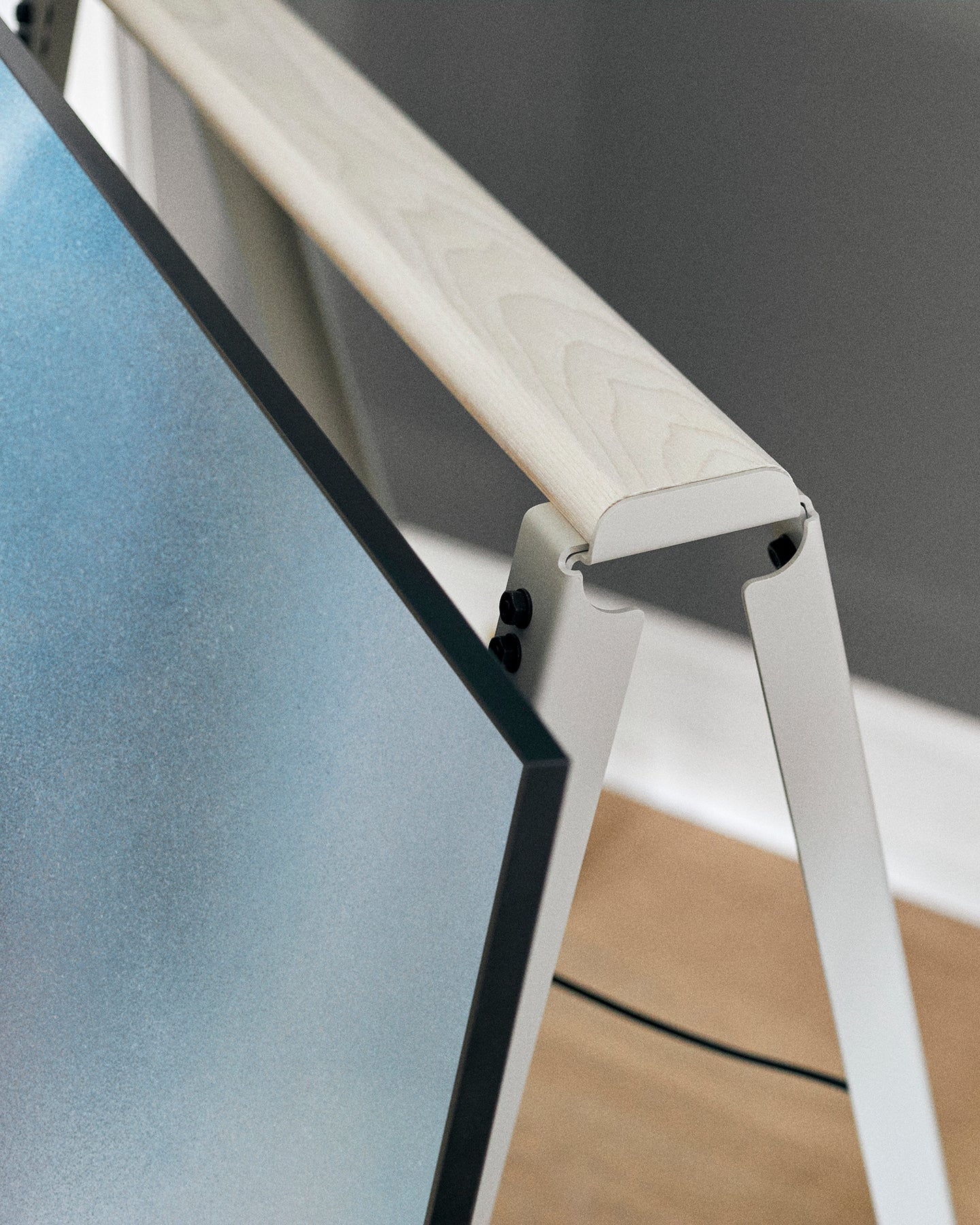 A-frame Stand - Mushroom