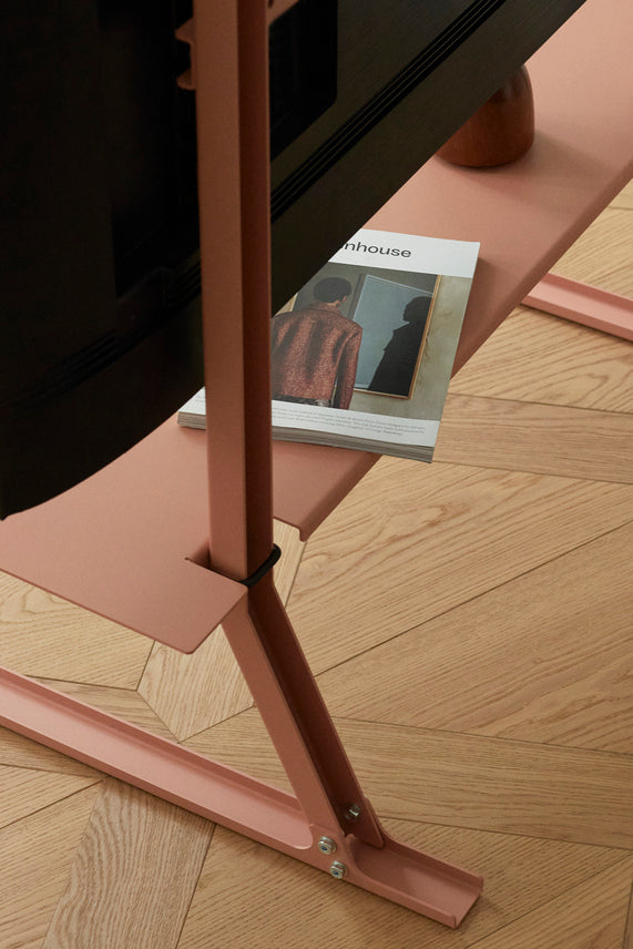 Køb en TV-stander fra Pedestal | Designtilbehør til TV'et