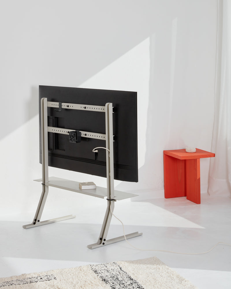 Køb en TV-stander fra Pedestal | Designtilbehør til TV'et